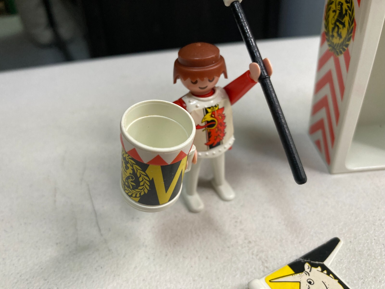 Vintage Playmobil 3544 Sentry House with 1974 Figures and Accessories Feather | eBay