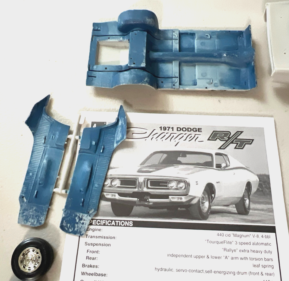 AMT ERTL 1971 Dodge Charger '71 Model Car Kit 1:25 #30053 | eBay
