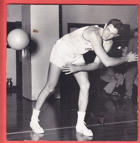 1949 LAKERS GLOSSY PHOTOBOARD GEORGE MIKAN ROOKIE | eBay