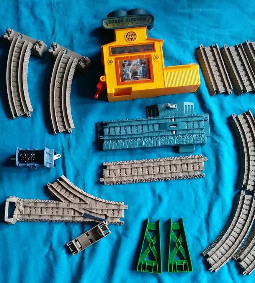 Thomas & Friends Trackmaster Sodor Electric Company Line Collapse Track ...