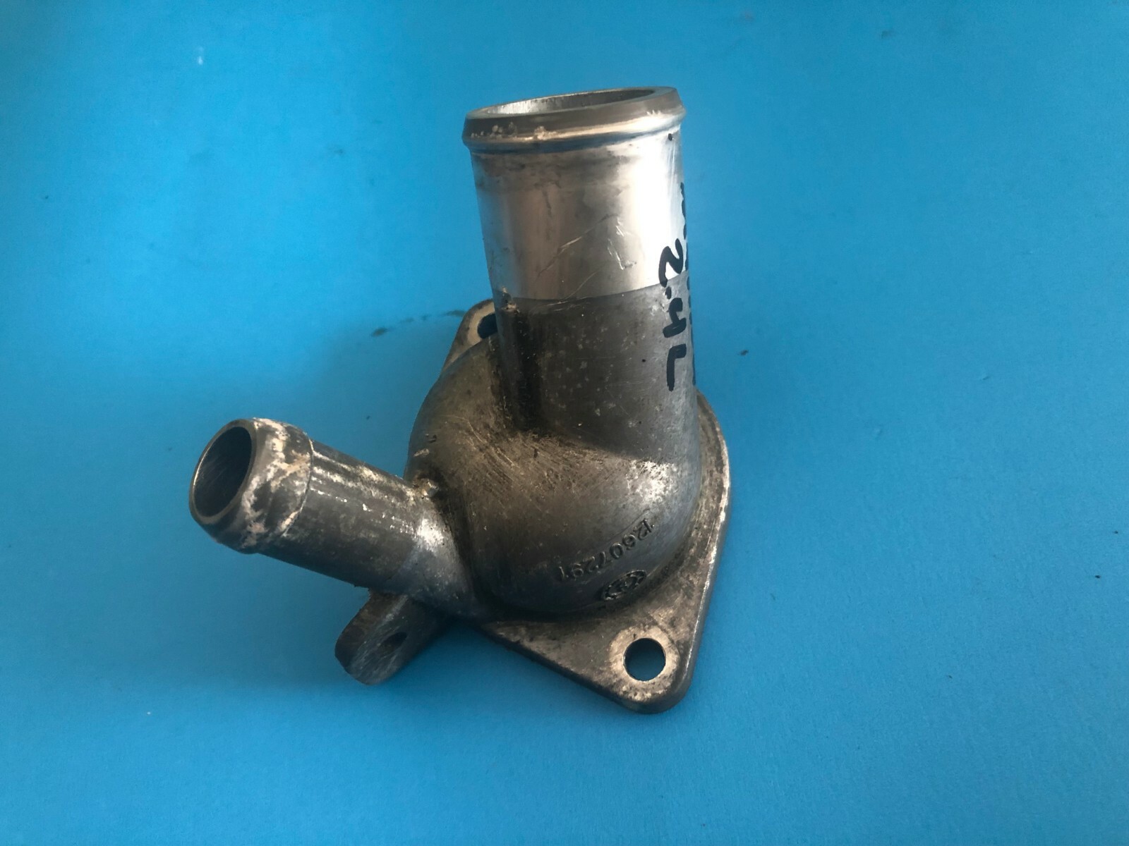 2009 - 2012 CHEVROLET MALIBU 2.4L THERMOSTAT HOUSING 12607291 OEM | eBay