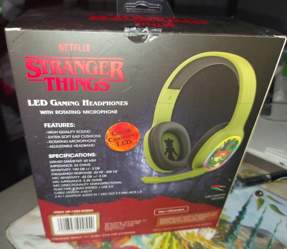 STRANGER THINGS LED Gaming headphones rotating microphone new 2022 ...