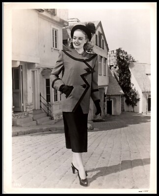 HOLLYWOOD BEAUTY KARIN BOOTH STYLISH POSE 1940s STUNNING PORTRAIT PHOTO ...