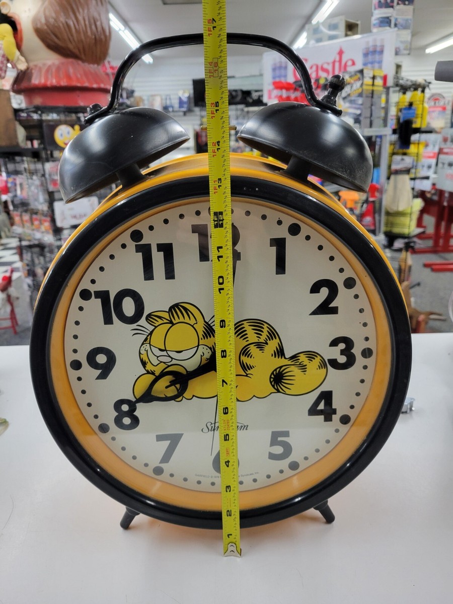 Garfield Alarm Clock Garfield ~ Official Quartz Alarm Clock By