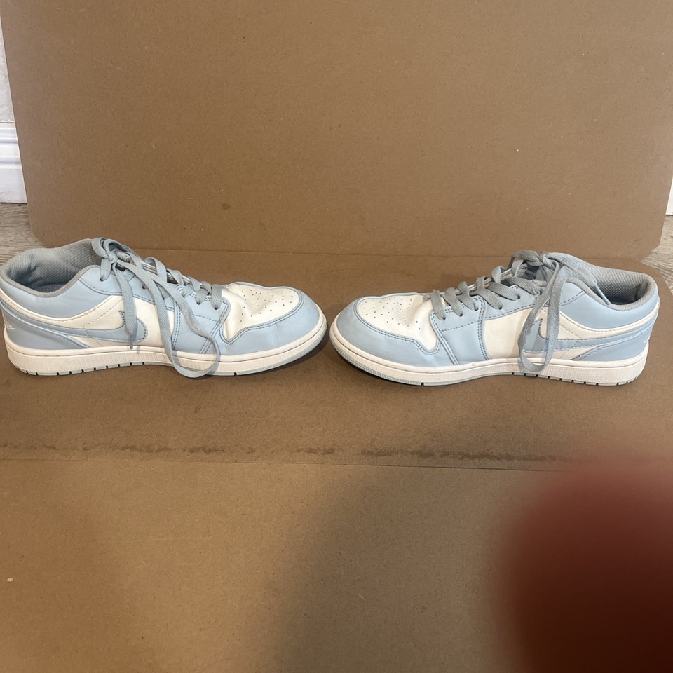 Air Jordan 1 Low 'Paris' Size 9.5 Men's white and baby blue light ...