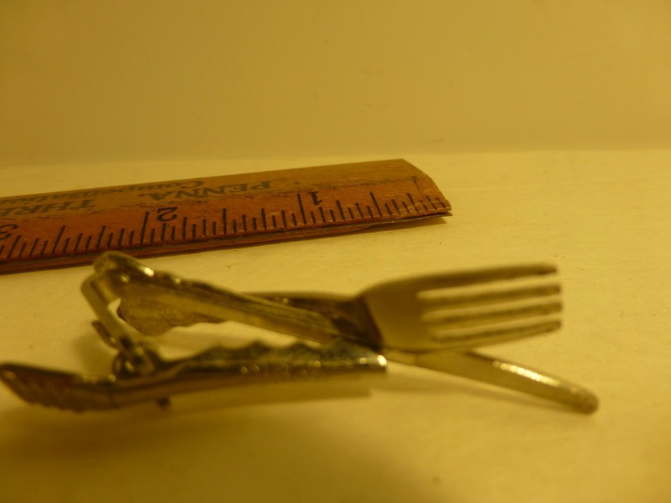 Pair Vintage Silver Tone Fork & Knife Clips Pins Clasps Foodie ...