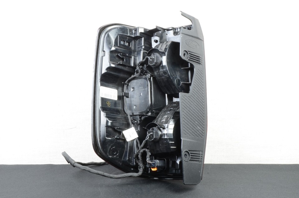 Mint! OEM! 2024 2025 Ford Ranger Tail Light MID LED RH Right w/ Blind ...