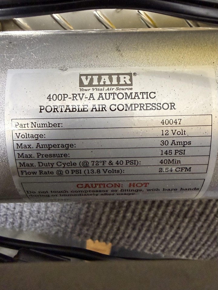 VIAIR Portable Air Compressor 145 PSI 40047 400P-RV-A 12V Inflator Auto ...