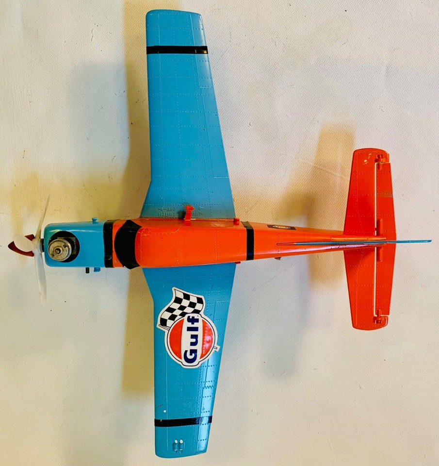 Collectible Cox .049 Piper Comanche CL Model Airplane - Gulf Oil emblem ...