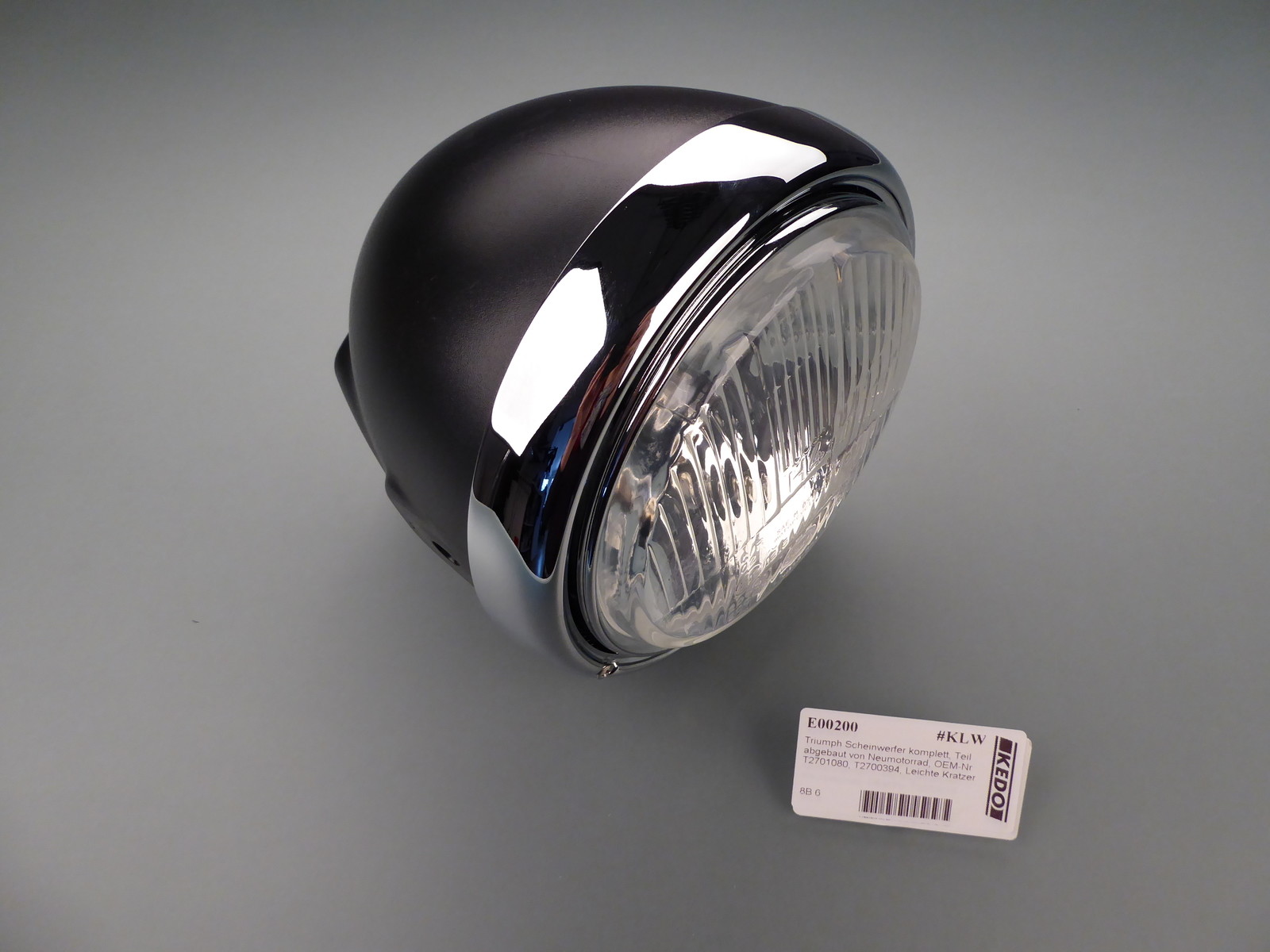 Triumph Scheinwerfer komplett abgebaut von Neumotorrad OEM-Nr. T2701080 ...