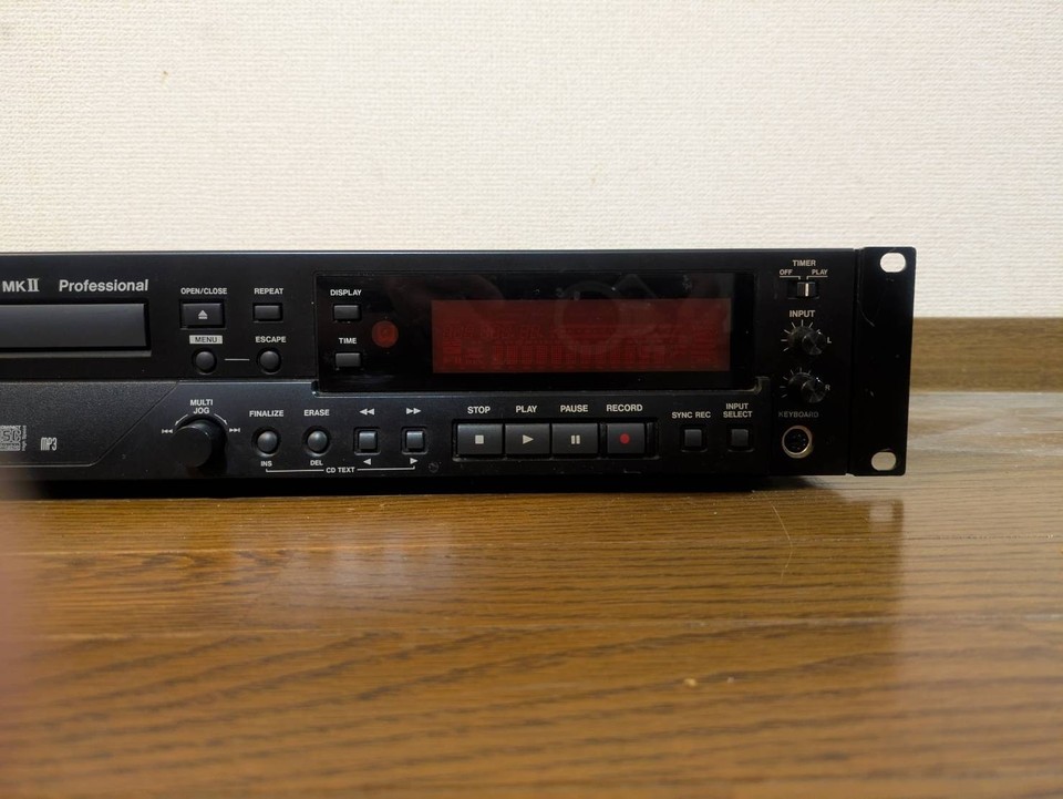 Tascam CD-RW900MKII Professional CD Recorder / Player Fully Working ...