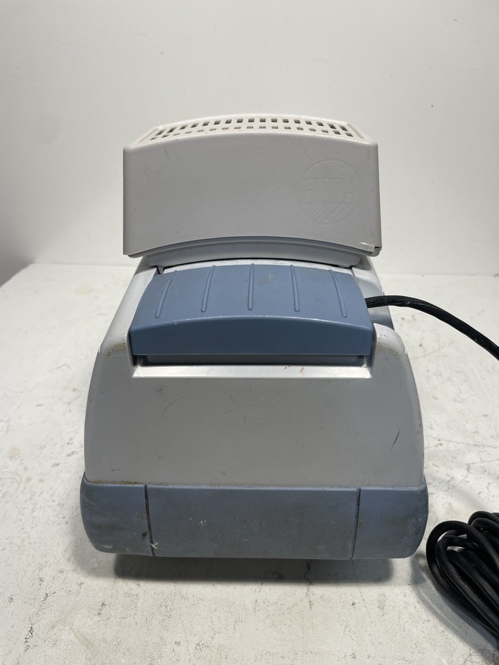 Aerus Lux Guardian C154E Vacuum Cleaner Electrolux & Attachments - Read ...