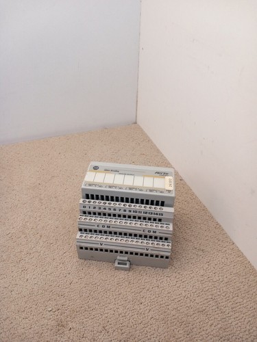 Allen-Bradley 1794-OE4 SER.B With 1794-TB3 Terminal Block | eBay