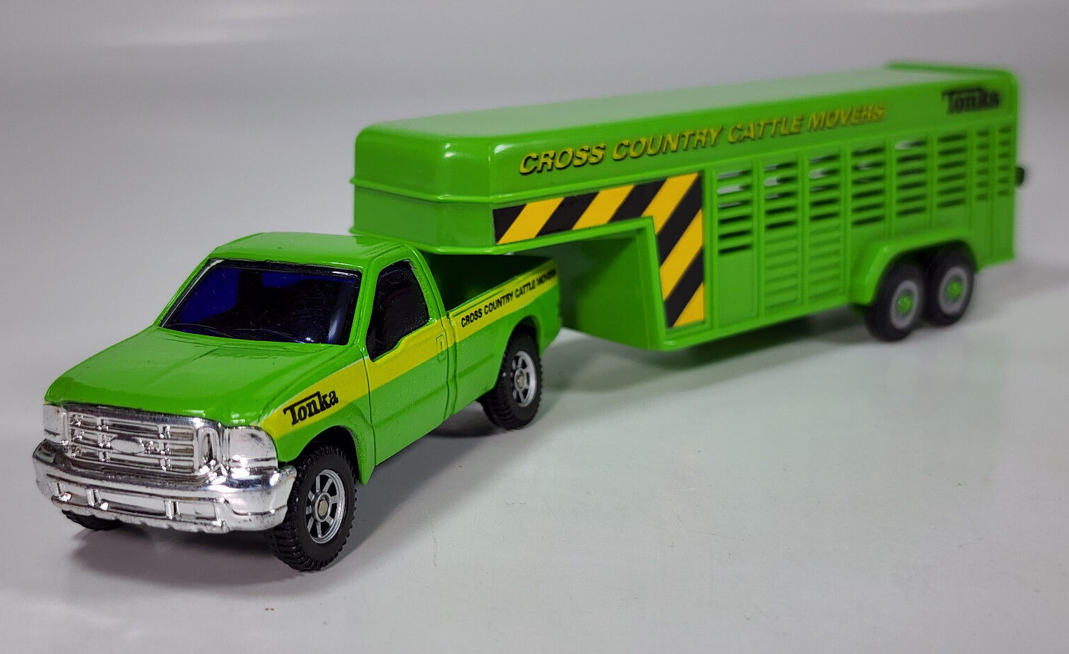 Maisto Truck And Trailer