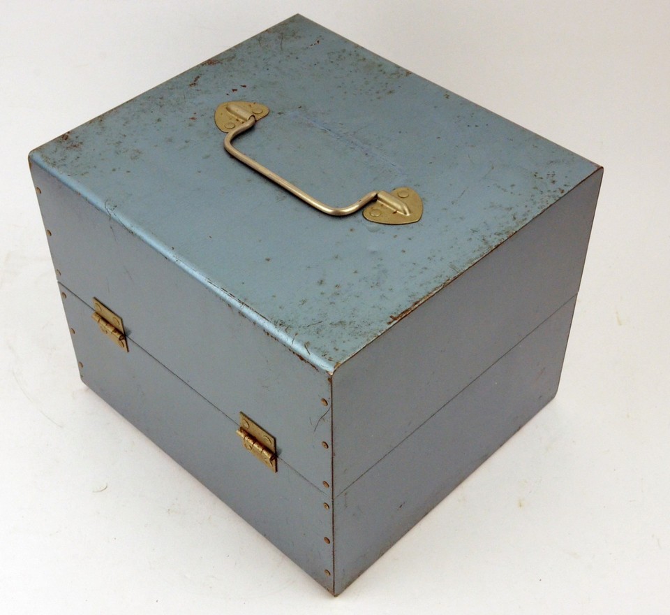 8mm Film Chest Metal Carrying Case 12 Reels | eBay