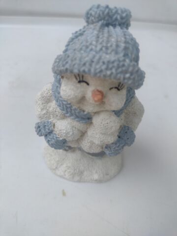 Snow Buddies Collectibles Assorted Figurines The Encore Group Inc. No ...