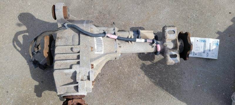 2005-2006 Chevy Tahoe Front Axle Differential Carrier 3.42 RatioOpt GU6 ...