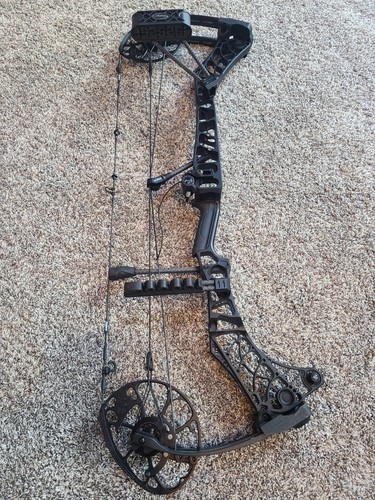 Mathews V3X 33 - Right Hand - 70lbs - 28.5" - Black | eBay