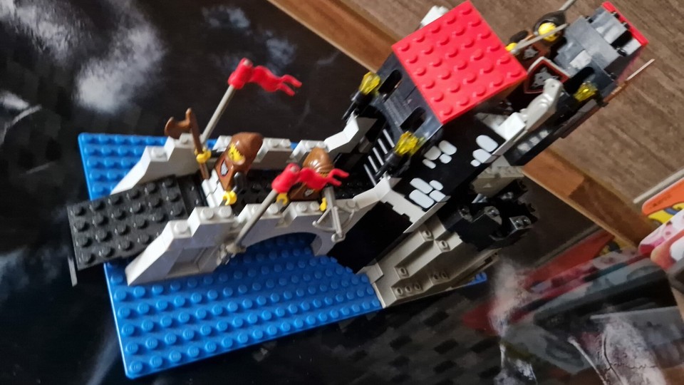 LEGO Castle: Wolfpack Tower (6075) 42884060756 | eBay