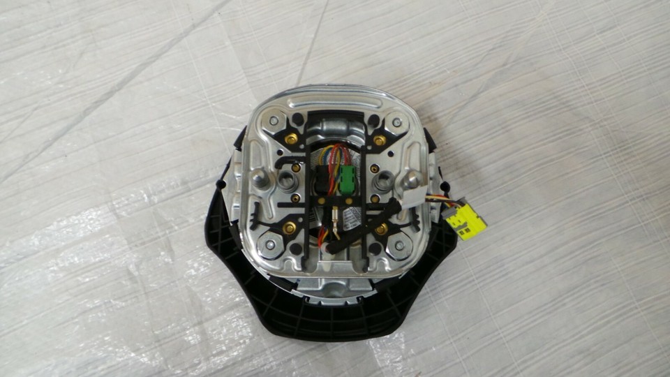 6779829 BMW 3 X1 Series E90 E91 E84 Steering Air Wheel bag 32306779829 ...