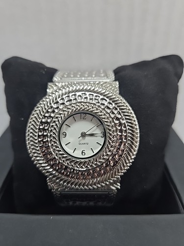 Womens Vintage Western Hammered Silver Watch Cuff New Battery Seiko ...