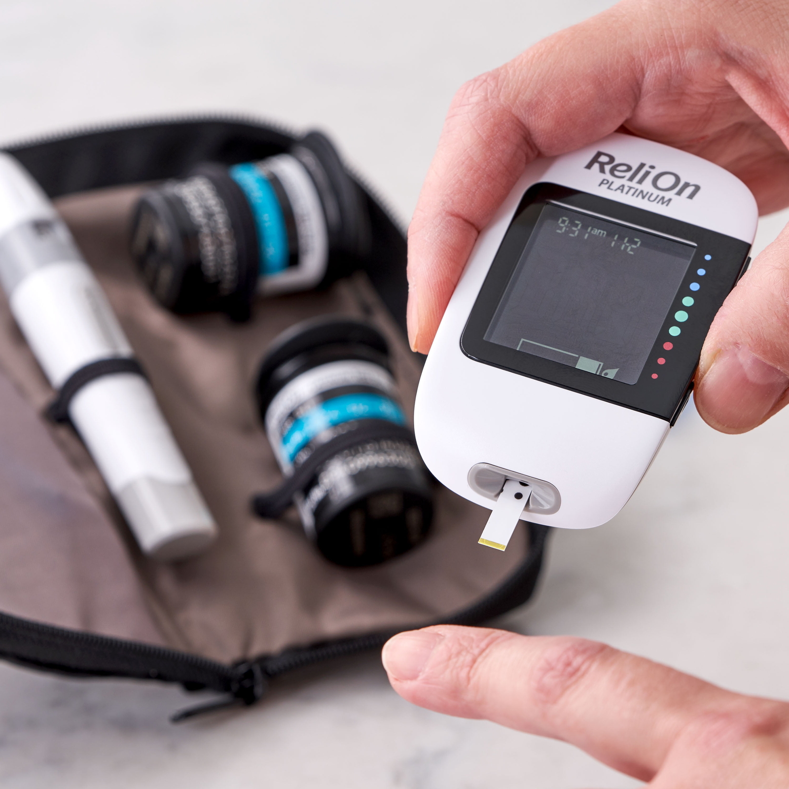 ReliOn Platinum Blood Glucose Monitoring System with Bluetooth + 50 ...
