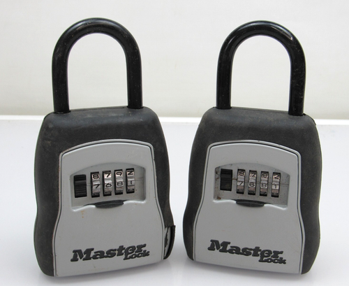 2 Portable Master Lock 5400D Lock Box 5 Key Capacity Secure key storage ...