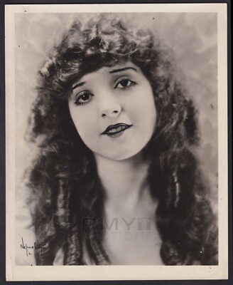 1921 Madge Bellamy, "Sexy Hollywood Leading Lady" Large Portrait Photo ...