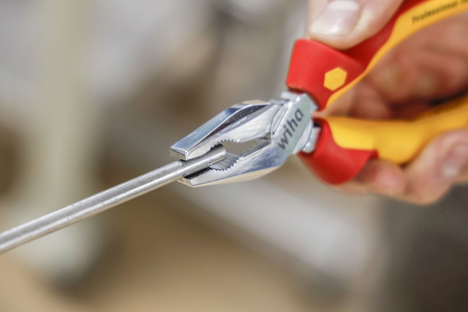 Wiha Electricians Pliers Cutters VDE Industrial Professional Snips ...