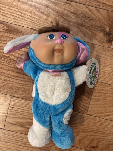 2010 CABBAGE PATCH KIDS CUTIE WEARING TEDDY BEAR OUTFIT PLUSH/STUFFED ...