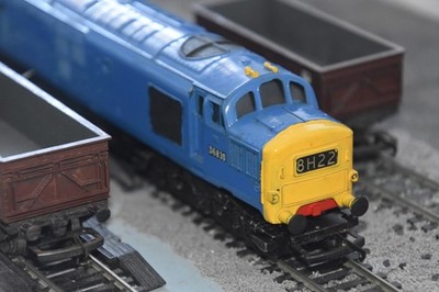 Triang Hornby R751 Class 37 BR Blue D6830 8H22 vgc OO Gauge NON RUNNER ...
