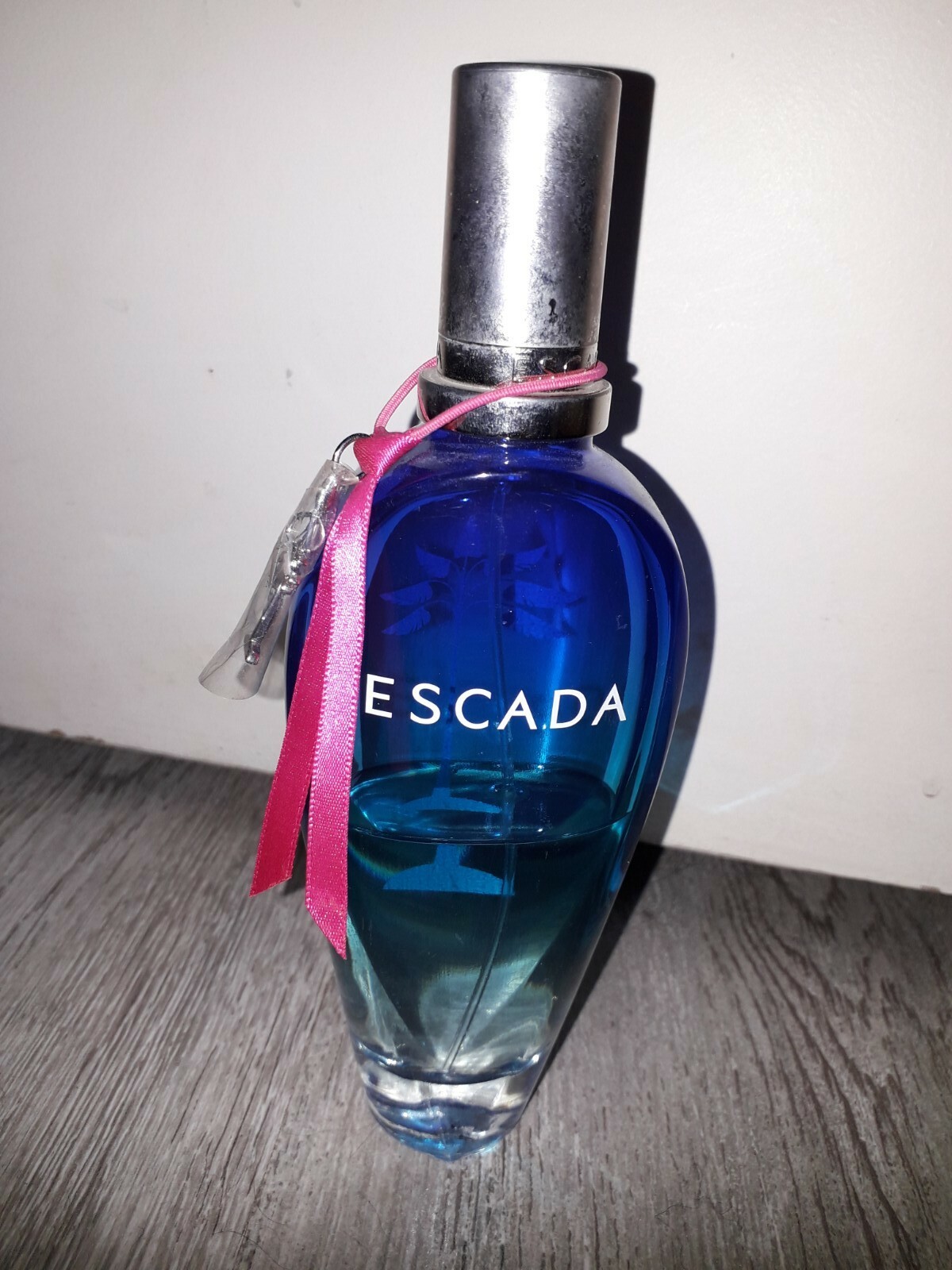 Parfum Escada d’occasion | Plus que 2 à -65%