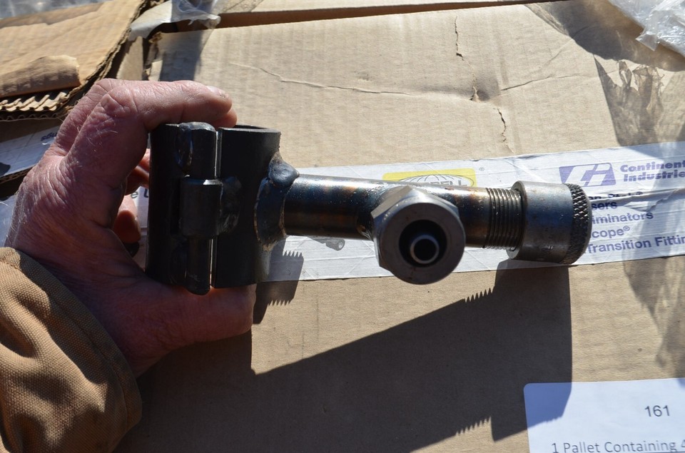 LOT OF 10 Continental Ind. Steel Service Punch Tee 1 1/4" IPS ...