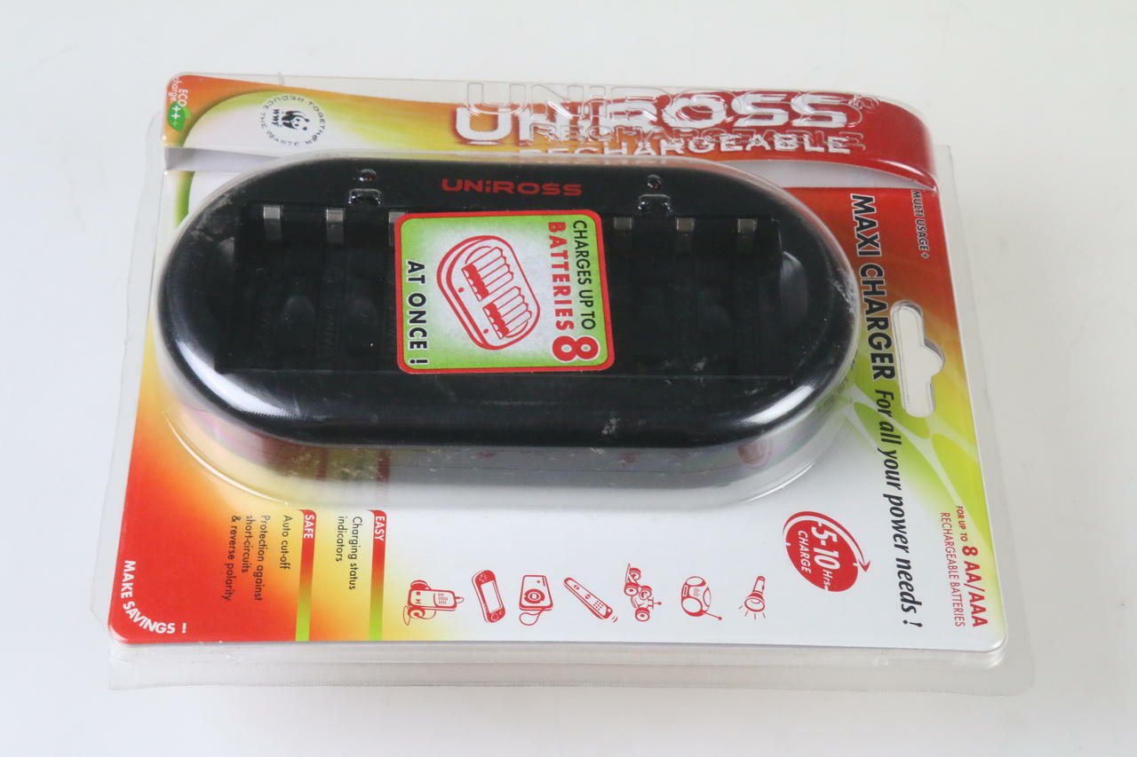 UNIROSS Maxi Charger - Ladegerät für wiederaufladbare Batterien | eBay