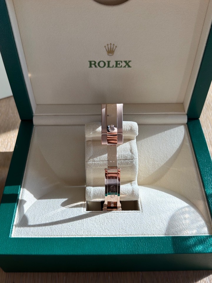 Rolex Sky-Dweller 326235 Everose Gold with Slate Dial and Oytserflex ...