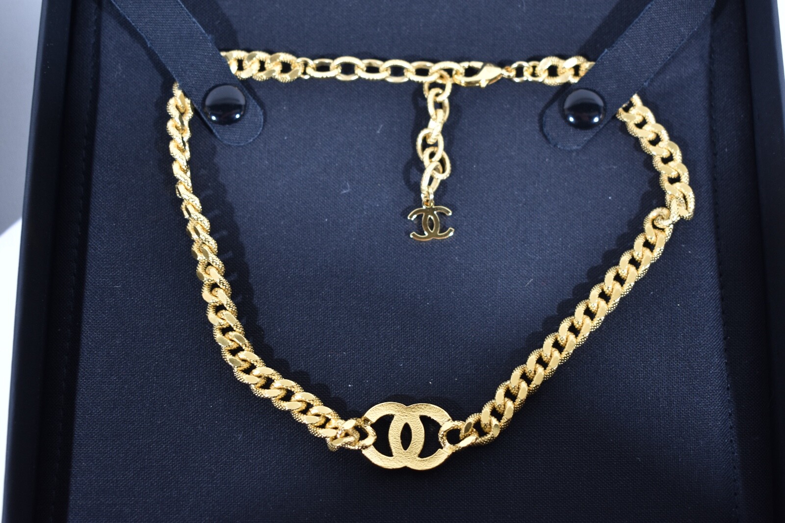Chanel REV Gold Golden Cuban Link Chain Crystal CC Logo Choker Pendant ...