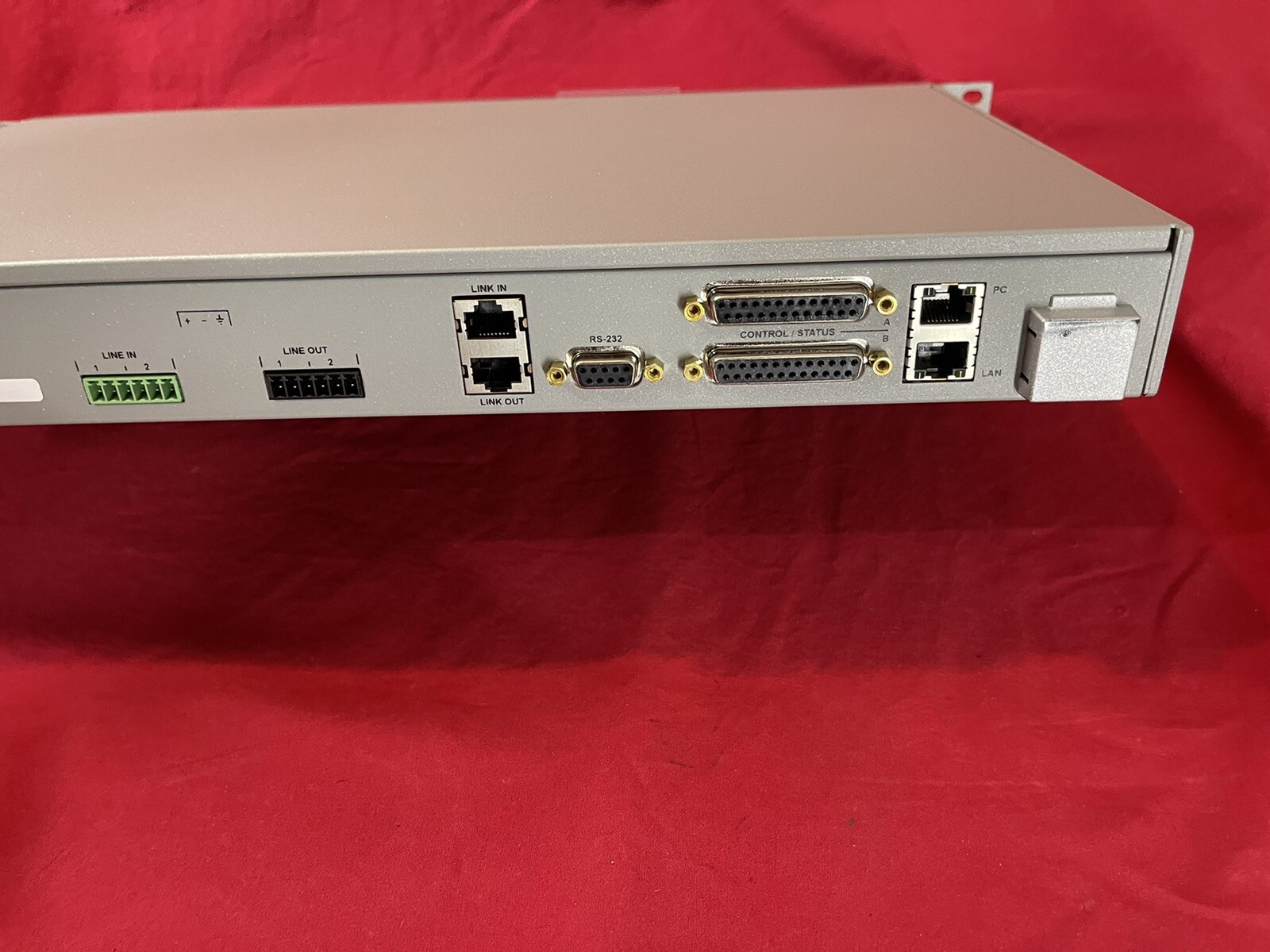 ClearOne Converge Pro Vh20 Professional Conferencing VoIP Gateway for ...