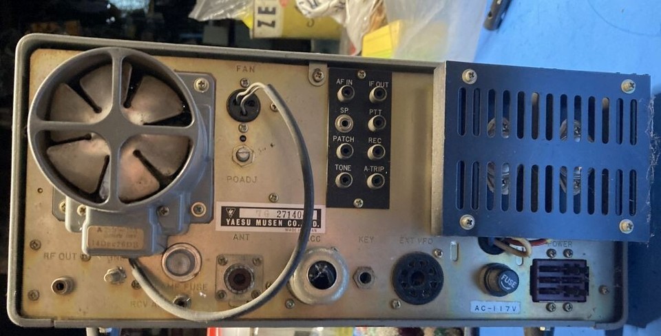 Yaesu FT-101E HF Transceiver - Black - Well cared-for; w Cables and ...