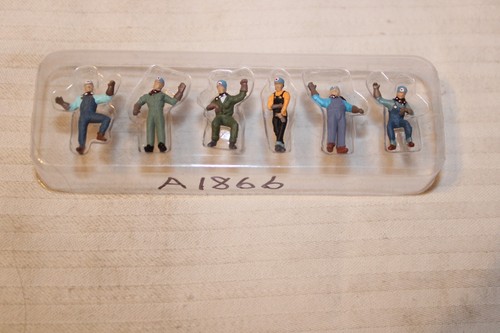 HO Scale Woodland Scenics, Train Engineers Figurine Set #A1866 BN | eBay