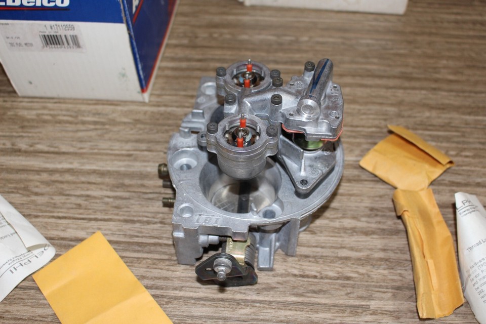 GM NOS 1987-1990 Chevrolet GMC 454 2500 3500 7.4L V8 Throttle Body TBI ...