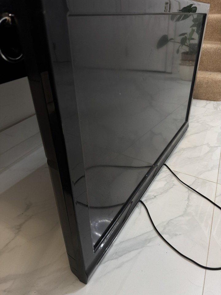 Bush 37-inch 1080P LCD TV | eBay UK