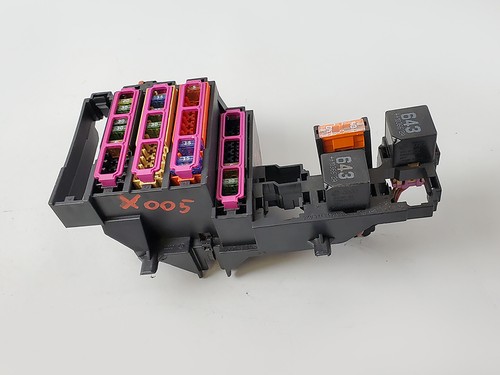 2009 - 2012 Audi A4 B8 Fuse Box Relay Cabin Junction Unit Interior ...
