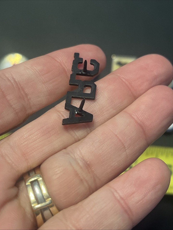 10 Vintage Red Cross & EMT Enamel Pins – 1 Gold Plated – Medical Rescue ...