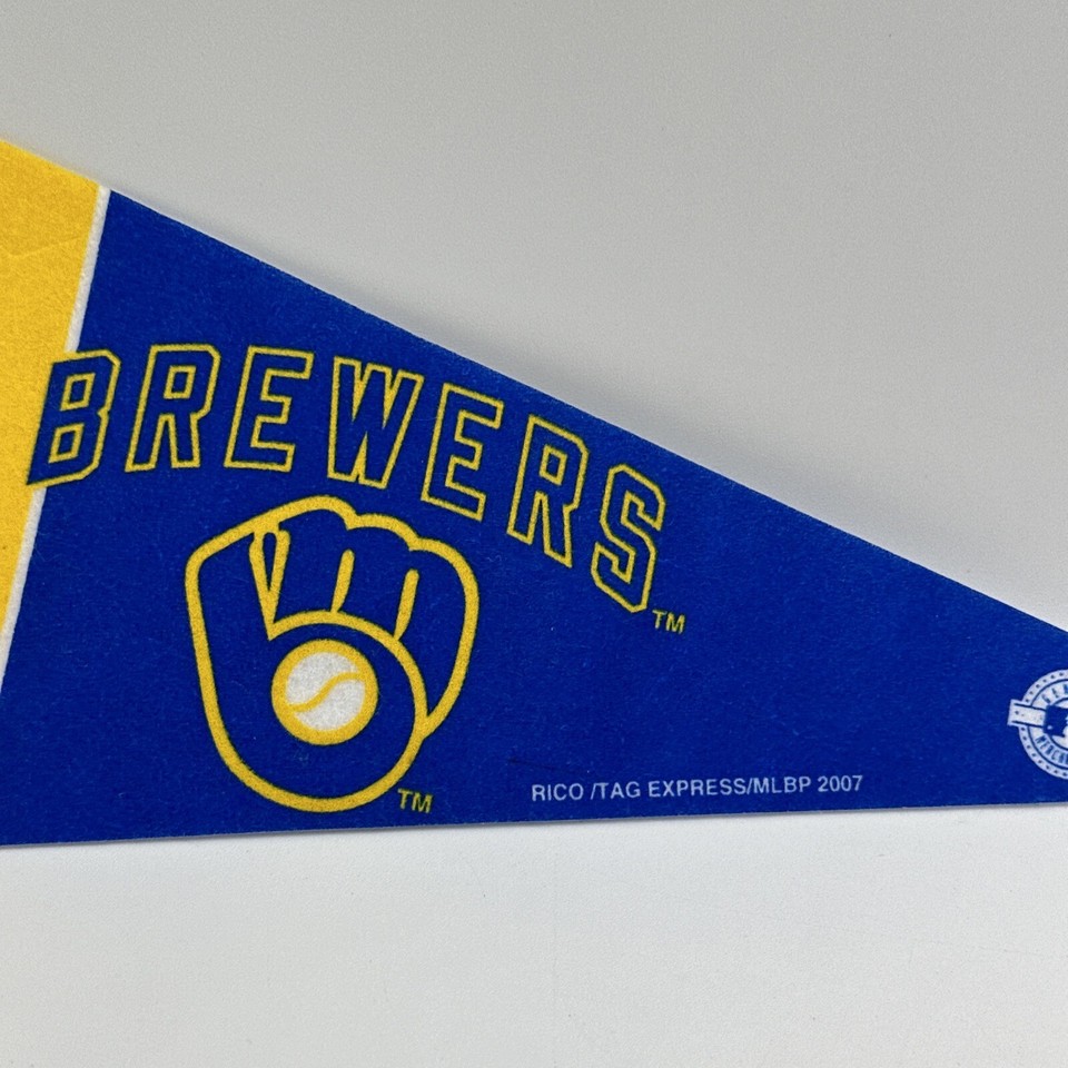 Mini Milwaukee Brewers Baseball MLB Wall Pennants 9" x 4" Felt Flags ...