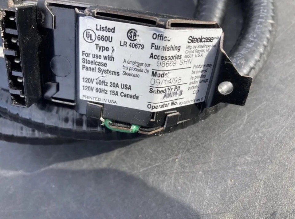 Steelcase Power Feed Model 98669 Base Whip 120V 60Hz 20A Cubicle Power ...