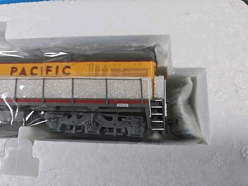 HO Broadway Limited Blueline 5050 GE C30-7 UP #2477 WE WILL DELIVER DCC ...