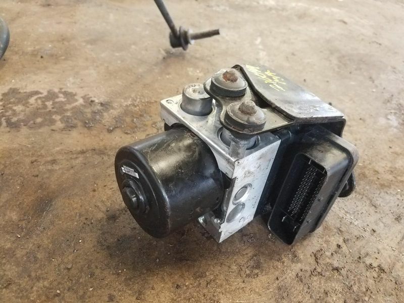 2014-2015 Ford Explorer Anti Lock Brake ABS Pump W/o Adaptive Cruise ...