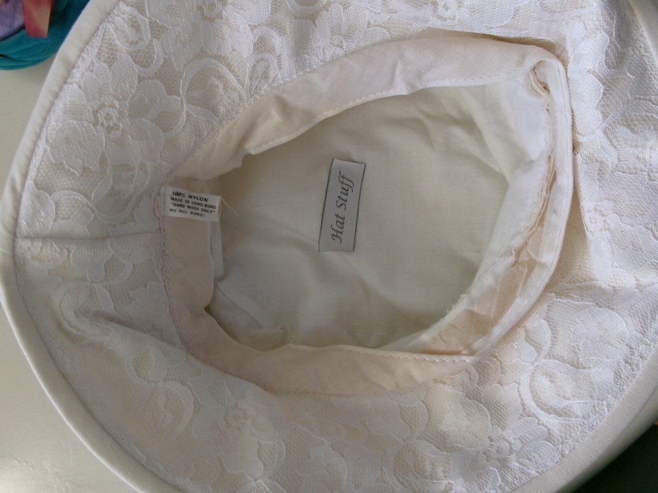 Final 4 VINTAGE HATS WITH SILK FLOWER BRIMS, STRAW, LACE, SATIN, CLOCHE ...