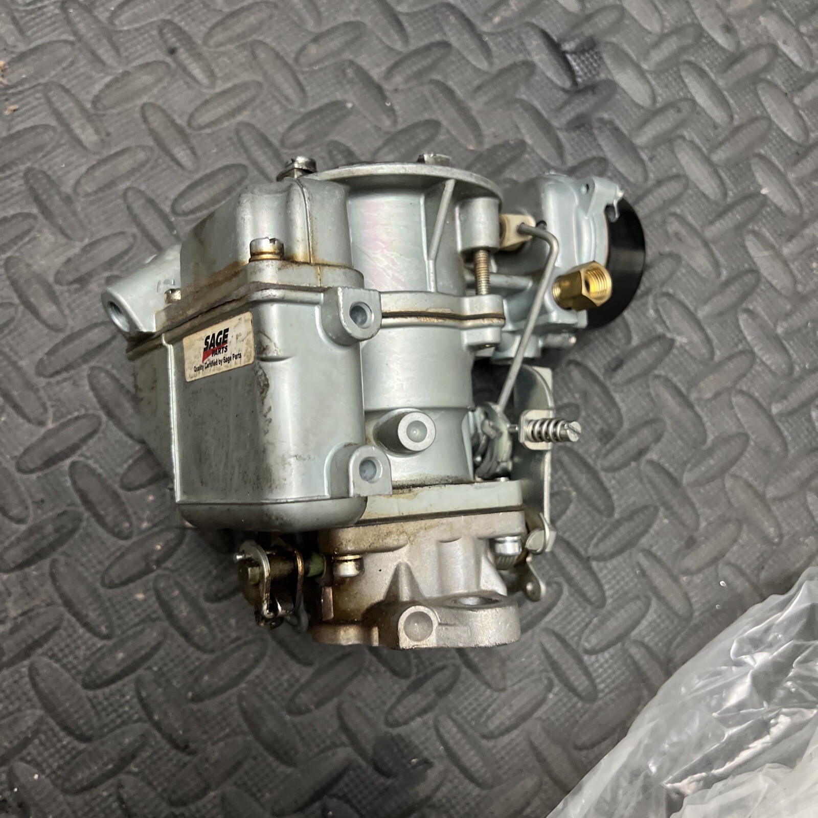 New NOS Carter YF 1-Barrel Carburetor 7134s 1973 1974 Ford Bronco 200 6 ...