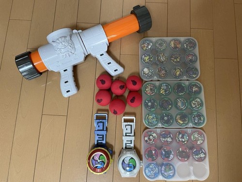 Bandai Yo-Kai Watch Huge Lot Set Medal Yokai Watch Rare Collector Toy ...